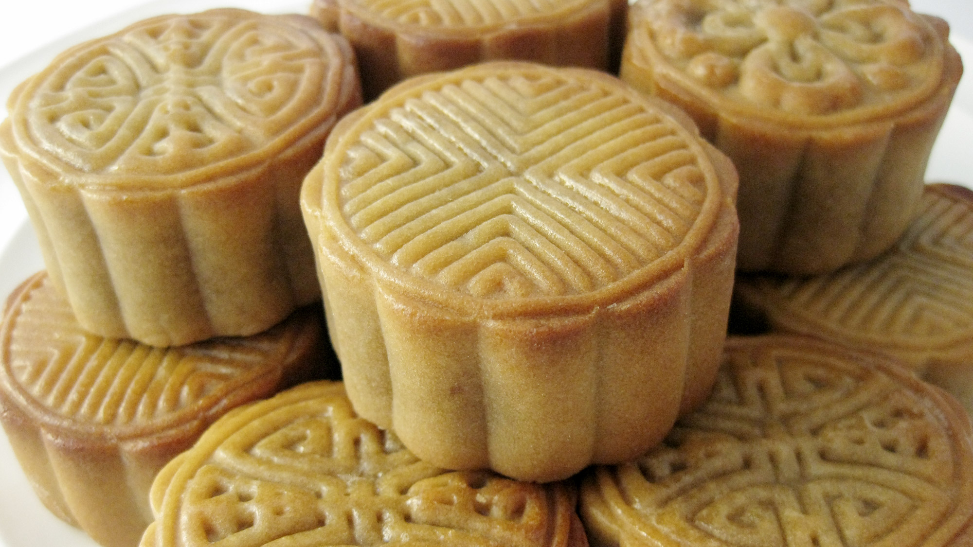 Homemade Red Bean Mooncakes – Julia and Tania Blog